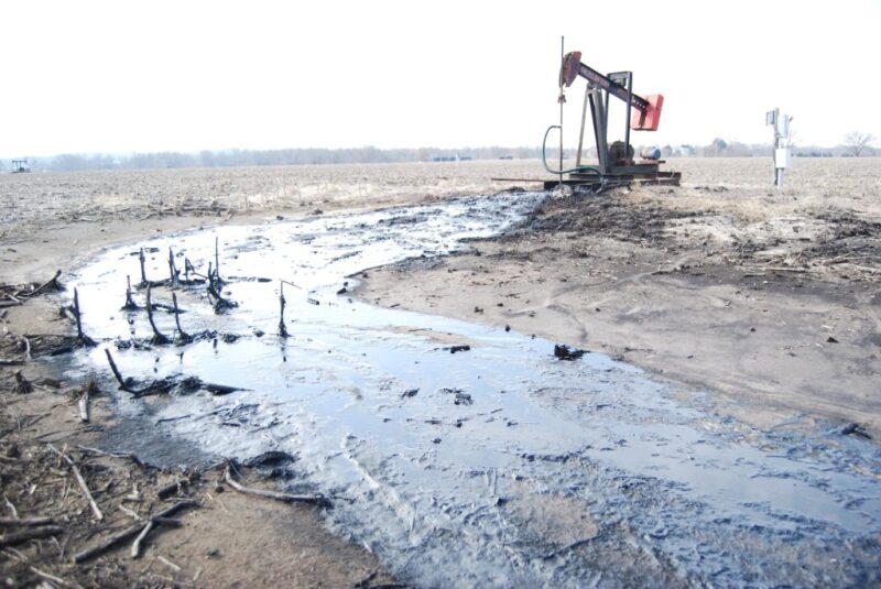 Kansas Regulators Struggle With Record-High 22,000 Abandoned Oil and Gas Wells